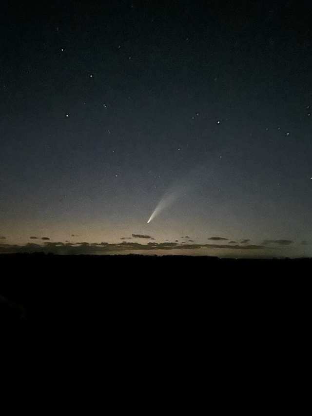 Comet trail captured in night sky | Two Wells & Districts Echo