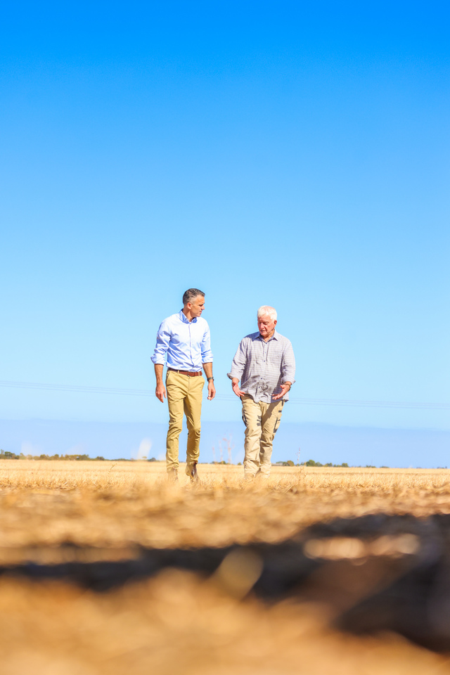 Support to go far for farmers | Two Wells & Districts Echo