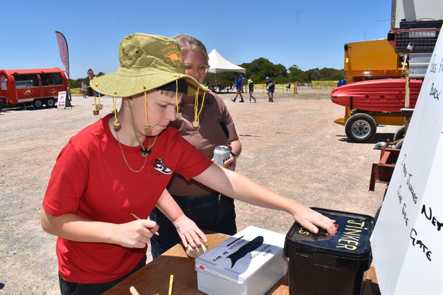 Big New Year's party at Parham | Two Wells & Districts Echo